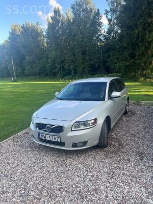 Balts Volvo V50 2011 Talsi, ar dzinēja tilpumu 1.60 L un nobraukumu 456 tūkst. km par 2200 €, foto 9 vietnē AUTOMOTO.COM.LV