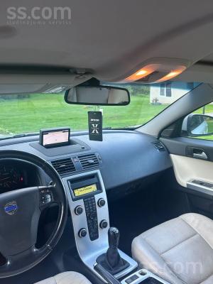 Balts Volvo V50 2011 Talsi, ar dzinēja tilpumu 1.60 L un nobraukumu 456 tūkst. km par 2200 €, foto 10 vietnē AUTOMOTO.COM.LV