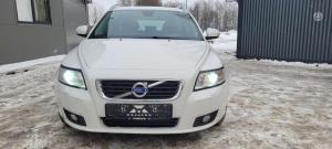 White Volvo V50 2012 in Kaunas, with an engine capacity of 1.60 L and mileage of 275 thousand km for 3550 €, photo 3 on AUTOMOTO.COM.LV