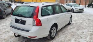 White Volvo V50 2012 in Kaunas, with an engine capacity of 1.60 L and mileage of 275 thousand km for 3550 €, photo 5 on AUTOMOTO.COM.LV