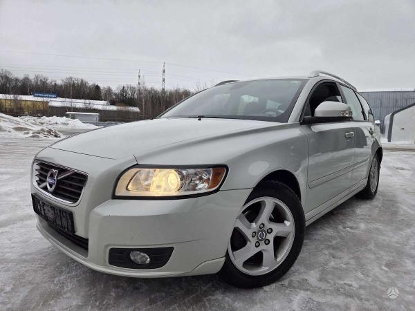 Balts Volvo V50 2012 Kauņa, ar dzinēja tilpumu 1.56 L un nobraukumu 220 tūkst. km par 3480 €, foto 10 vietnē AUTOMOTO.COM.LV
