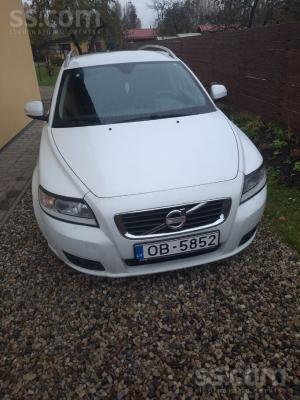 White Volvo V50 2012 in Limbazi, with an engine capacity of 1.60 L and mileage of 303 thousand km for 3800 €, photo  on AUTOMOTO.COM.LV