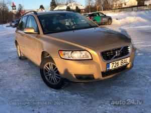 Dzeltens Volvo V50 2007 Tallina, ar dzinēja tilpumu 1.80 L un nobraukumu 245 tūkst. km par 3200 €, foto 4 vietnē AUTOMOTO.COM.LV