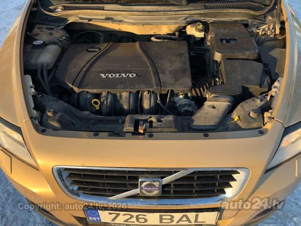 Yellow Volvo V50 2007 in Tallinn, with an engine capacity of 1.80 L and mileage of 245 thousand km for 3200 €, photo 5 on AUTOMOTO.COM.LV
