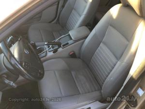 Dzeltens Volvo V50 2007 Tallina, ar dzinēja tilpumu 1.80 L un nobraukumu 245 tūkst. km par 3200 €, foto 10 vietnē AUTOMOTO.COM.LV