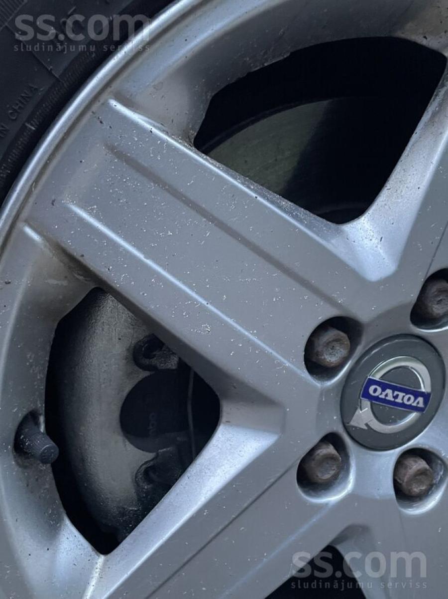Dzeltens Volvo V50 2009 Rīga, ar dzinēja tilpumu 2.00 L un nobraukumu 247 tūkst. km par 750 €, foto 8 vietnē AUTOMOTO.COM.LV