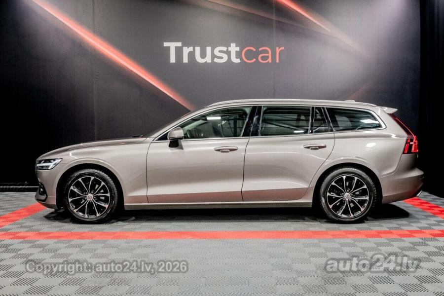Beige Volvo V60 2018 in Parnu, with an engine capacity of 2.00 L and mileage of 213 thousand km for 17300 €, photo 6 on AUTOMOTO.COM.LV