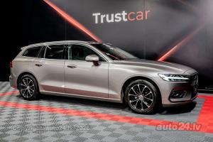 Beige Volvo V60 2018 in Parnu, with an engine capacity of 2.00 L and mileage of 213 thousand km for 17300 €, photo 7 on AUTOMOTO.COM.LV