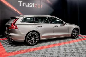 Beige Volvo V60 2018 in Parnu, with an engine capacity of 2.00 L and mileage of 213 thousand km for 17300 €, photo 9 on AUTOMOTO.COM.LV