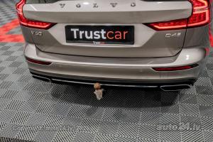 Beige Volvo V60 2018 in Parnu, with an engine capacity of 2.00 L and mileage of 213 thousand km for 17300 €, photo 12 on AUTOMOTO.COM.LV