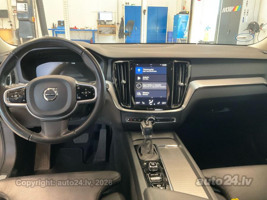 Smilšu krāsa Volvo V60 2020 Tartu, ar dzinēja tilpumu 2.00 L un nobraukumu 228 tūkst. km par 17900 €, foto 6 vietnē AUTOMOTO.COM.LV