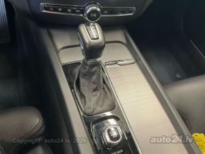 Smilšu krāsa Volvo V60 2020 Tartu, ar dzinēja tilpumu 2.00 L un nobraukumu 228 tūkst. km par 17900 €, foto 10 vietnē AUTOMOTO.COM.LV