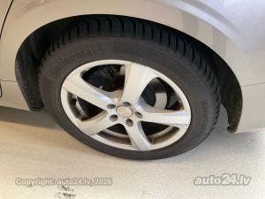 Smilšu krāsa Volvo V60 2020 Tartu, ar dzinēja tilpumu 2.00 L un nobraukumu 228 tūkst. km par 17900 €, foto 15 vietnē AUTOMOTO.COM.LV