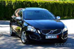 Melns Volvo V60 2011 Rīga, ar dzinēja tilpumu 2.00 L un nobraukumu 288 tūkst. km par 5850 €, foto 16 vietnē AUTOMOTO.COM.LV
