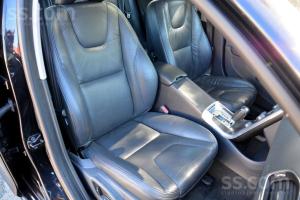 Melns Volvo V60 2011 Rīga, ar dzinēja tilpumu 2.00 L un nobraukumu 288 tūkst. km par 5850 €, foto 17 vietnē AUTOMOTO.COM.LV