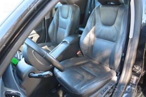 Melns Volvo V60 2011 Rīga, ar dzinēja tilpumu 2.00 L un nobraukumu 288 tūkst. km par 5850 €, foto 21 vietnē AUTOMOTO.COM.LV
