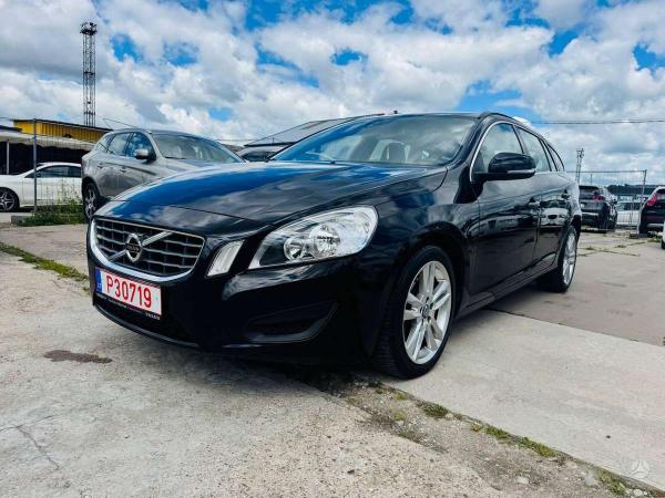 Черный Вольво B60 2011 в Каунас, объемом двигателя 2.00 л и пробегом 163 тыс. км за 6200 €, фото 1 на AUTOMOTO.COM.LV
