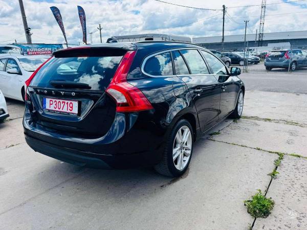 Черный Вольво B60 2011 в Каунас, объемом двигателя 2.00 л и пробегом 163 тыс. км за 6200 €, фото 4 на AUTOMOTO.COM.LV