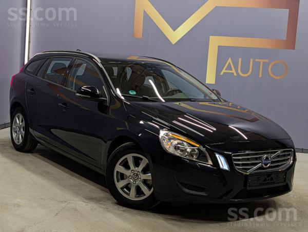 Black Volvo V60 2011 in Jurmala, with an engine capacity of 1.60 L and mileage of 242 thousand km for 5950 €, photo 1 on AUTOMOTO.COM.LV