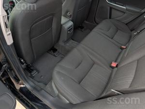 Melns Volvo V60 2011 Jūrmala, ar dzinēja tilpumu 1.60 L un nobraukumu 242 tūkst. km par 5950 €, foto 14 vietnē AUTOMOTO.COM.LV