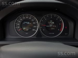 Melns Volvo V60 2011 Jūrmala, ar dzinēja tilpumu 1.60 L un nobraukumu 242 tūkst. km par 5950 €, foto 21 vietnē AUTOMOTO.COM.LV