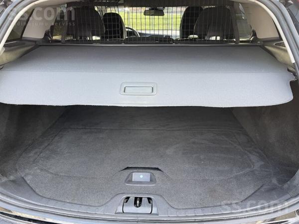 Black Volvo V60 2011 in Valmiera, with an engine capacity of 2.00 L and mileage of 247 thousand km for 5290 €, photo 10 on AUTOMOTO.COM.LV