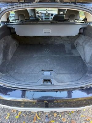 Black Volvo V60 2012 in Valmiera, with an engine capacity of 2.40 L and mileage of 333 thousand km for 8500 €, photo 11 on AUTOMOTO.COM.LV