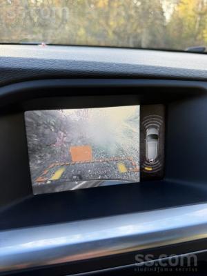 Black Volvo V60 2012 in Valmiera, with an engine capacity of 2.40 L and mileage of 333 thousand km for 8500 €, photo 17 on AUTOMOTO.COM.LV