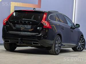 Melns Volvo V60 2013 Jūrmala, ar dzinēja tilpumu 2.40 L un nobraukumu 257 tūkst. km par 9950 €, foto 7 vietnē AUTOMOTO.COM.LV