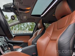 Melns Volvo V60 2013 Jūrmala, ar dzinēja tilpumu 2.40 L un nobraukumu 257 tūkst. km par 9950 €, foto 15 vietnē AUTOMOTO.COM.LV