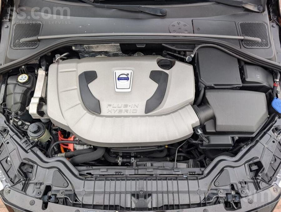 Melns Volvo V60 2013 Jūrmala, ar dzinēja tilpumu 2.40 L un nobraukumu 257 tūkst. km par 9950 €, foto 29 vietnē AUTOMOTO.COM.LV