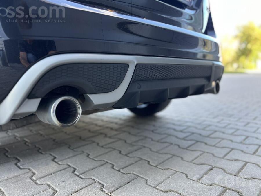 Melns Volvo V60 2013 Jēkabpils, ar dzinēja tilpumu 2.40 L un nobraukumu 189 tūkst. km par 7700 €, foto 8 vietnē AUTOMOTO.COM.LV