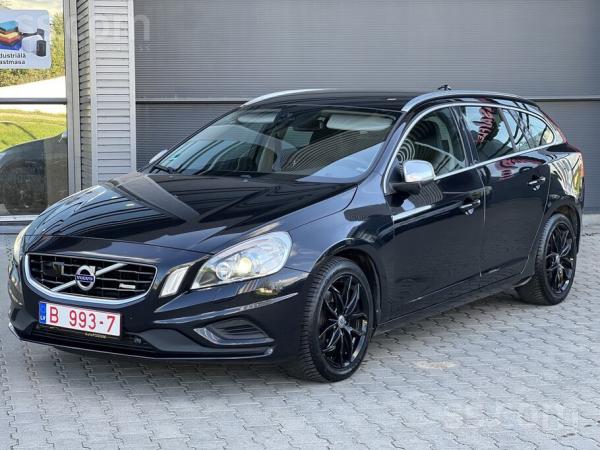 Melns Volvo V60 2013 Jēkabpils, ar dzinēja tilpumu 2.40 L un nobraukumu 189 tūkst. km par 7700 €, foto 10 vietnē AUTOMOTO.COM.LV