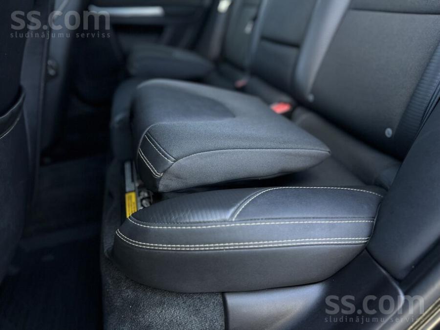 Melns Volvo V60 2013 Jēkabpils, ar dzinēja tilpumu 2.40 L un nobraukumu 189 tūkst. km par 7700 €, foto 23 vietnē AUTOMOTO.COM.LV