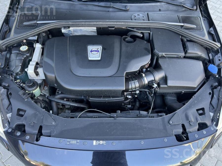 Melns Volvo V60 2013 Jēkabpils, ar dzinēja tilpumu 2.40 L un nobraukumu 189 tūkst. km par 7700 €, foto 32 vietnē AUTOMOTO.COM.LV