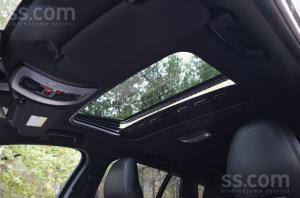 Black Volvo V60 2013 in Riga, with an engine capacity of 2.40 L and mileage of 304 thousand km for 7990 €, photo 16 on AUTOMOTO.COM.LV