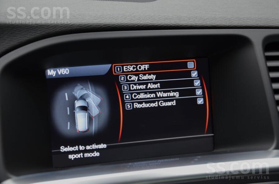 Black Volvo V60 2013 in Riga, with an engine capacity of 2.40 L and mileage of 304 thousand km for 7990 €, photo 29 on AUTOMOTO.COM.LV