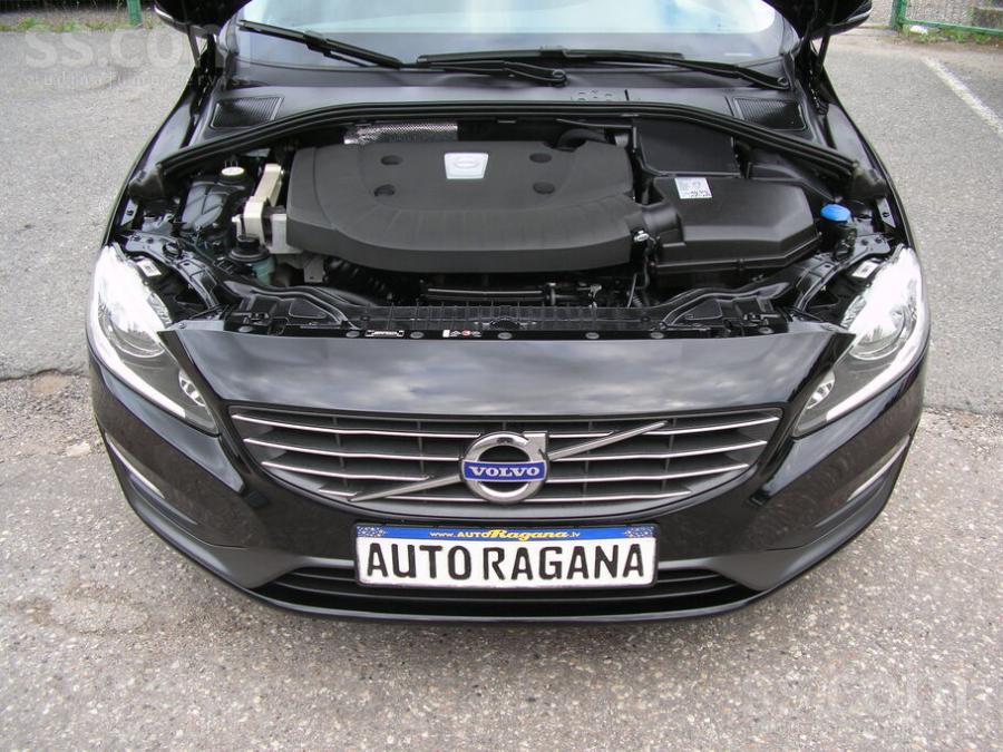 Black Volvo V60 2014 in Riga, with an engine capacity of 2.00 L and mileage of 0 thousand km for 7950 €, photo 29 on AUTOMOTO.COM.LV