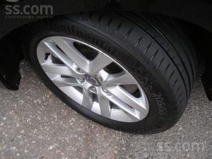 Black Volvo V60 2014 in Riga, with an engine capacity of 2.00 L and mileage of 0 thousand km for 7950 €, photo 31 on AUTOMOTO.COM.LV