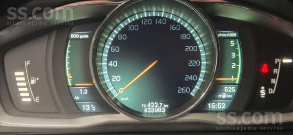 Black Volvo V60 2014 in Riga, with an engine capacity of 2.00 L and mileage of 434 thousand km for 6500 €, photo 8 on AUTOMOTO.COM.LV