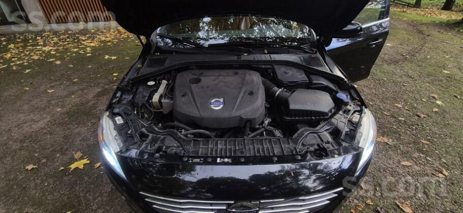 Melns Volvo V60 2014 Rīga, ar dzinēja tilpumu 2.00 L un nobraukumu 434 tūkst. km par 6500 €, foto 13 vietnē AUTOMOTO.COM.LV