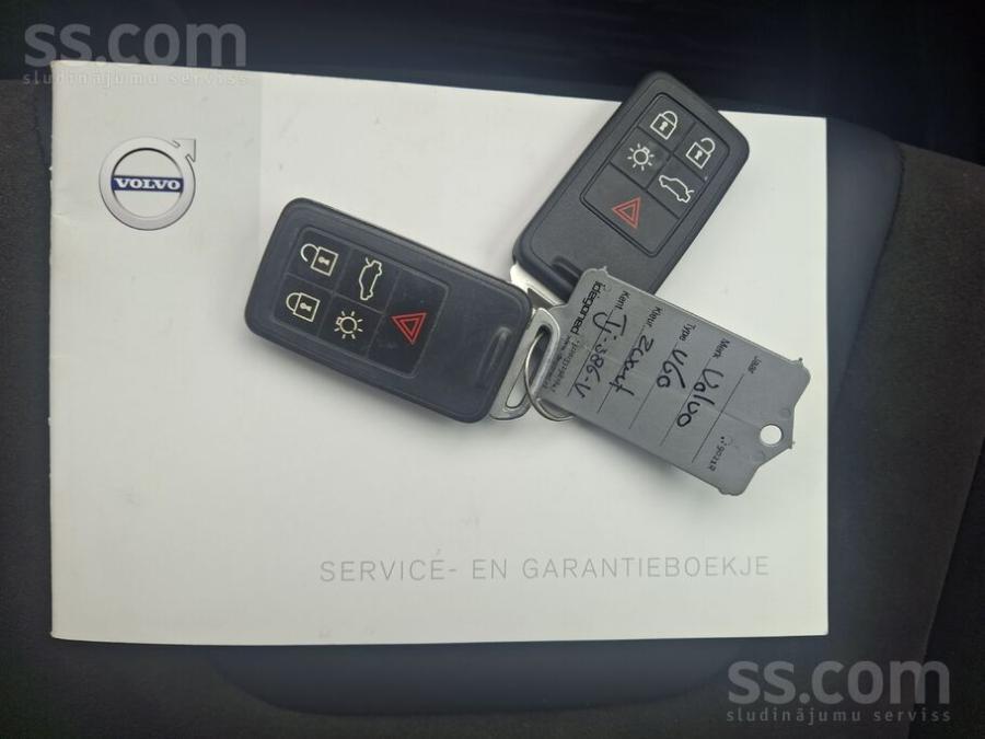 Melns Volvo V60 2018 Rīga, ar dzinēja tilpumu 2.00 L un nobraukumu 286 tūkst. km par 7995 €, foto 18 vietnē AUTOMOTO.COM.LV