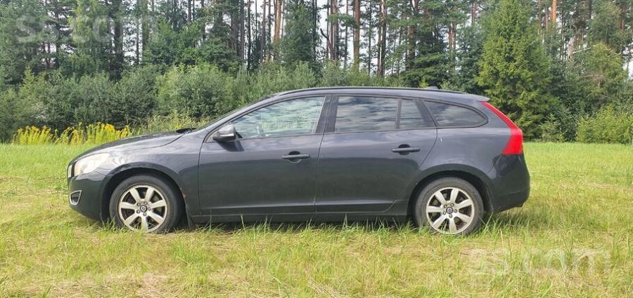 Черный Вольво B60 2011 в Лимбажи, объемом двигателя 2.00 л и пробегом 374 тыс. км за 3500 €, фото 4 на AUTOMOTO.COM.LV