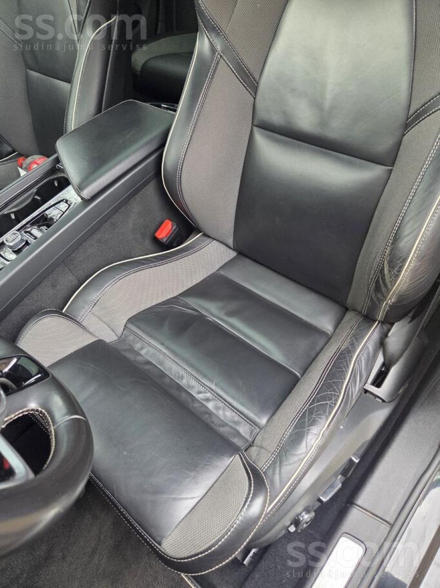 Melns Volvo V60 2021 Rīga, ar dzinēja tilpumu 2.00 L un nobraukumu 235 tūkst. km par 16974 €, foto 15 vietnē AUTOMOTO.COM.LV
