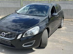 Black Volvo V60 2013 in Ukmerge, with an engine capacity of 2.00 L and mileage of 275 thousand km for 5850 €, photo  on AUTOMOTO.COM.LV