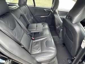 Черный Вольво B60 2013 в Укмерге, объемом двигателя 2.00 л и пробегом 275 тыс. км за 5850 €, фото 10 на AUTOMOTO.COM.LV