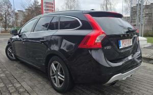 Melns Volvo V60 2010 Kauņa, ar dzinēja tilpumu 2.95 L un nobraukumu 270 tūkst. km par 5290 €, foto 7 vietnē AUTOMOTO.COM.LV