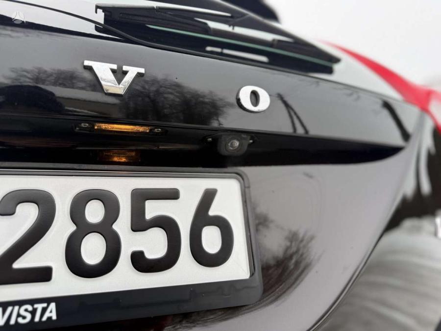 Melns Volvo V60 2010 Vilkaviškis, ar dzinēja tilpumu 2.40 L un nobraukumu 281 tūkst. km par 6399 €, foto 8 vietnē AUTOMOTO.COM.LV