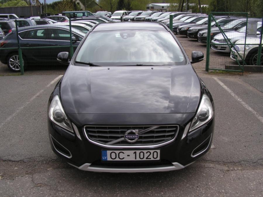 Черный Вольво B60 2010 в Рига, объемом двигателя 2.00 л и пробегом 316 тыс. км за 6990 €, фото 6 на AUTOMOTO.COM.LV