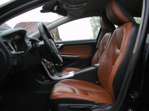 Черный Вольво B60 2010 в Рига, объемом двигателя 2.00 л и пробегом 316 тыс. км за 6990 €, фото 16 на AUTOMOTO.COM.LV